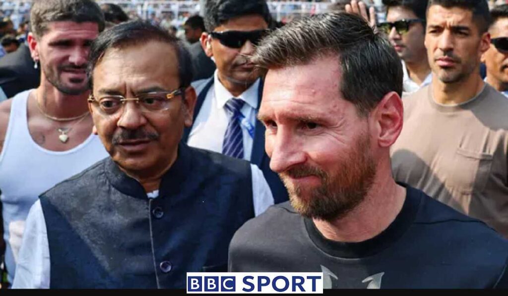 Angry Fans Throw Chairs and Bottles at Messi Event in India - BBC SPORT